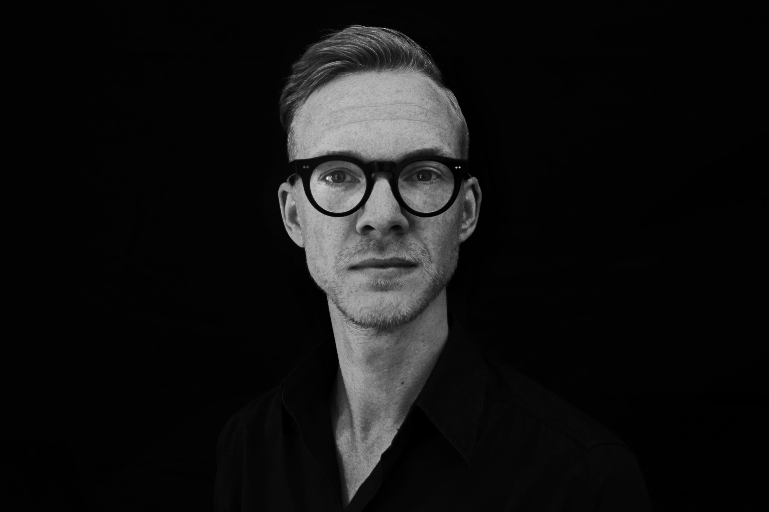 SASCHA THOMSEN - üBER MiCH...